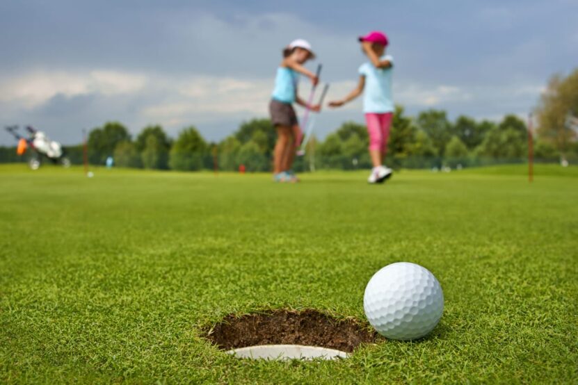 8 Health Benefits of Golf for Students - Bear Share