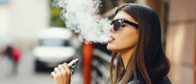 Vaping on Social Media - Guide 2024 - Bear Share