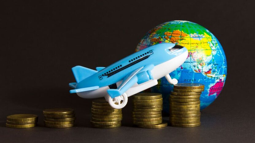 How to Save Money on Flights? - The Thrifty Traveler's Guide - Bear Share