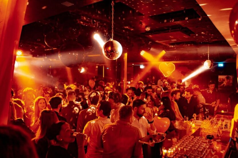 How to Survive a Night Out in Munich’s Wildest Clubs - Bear Share
